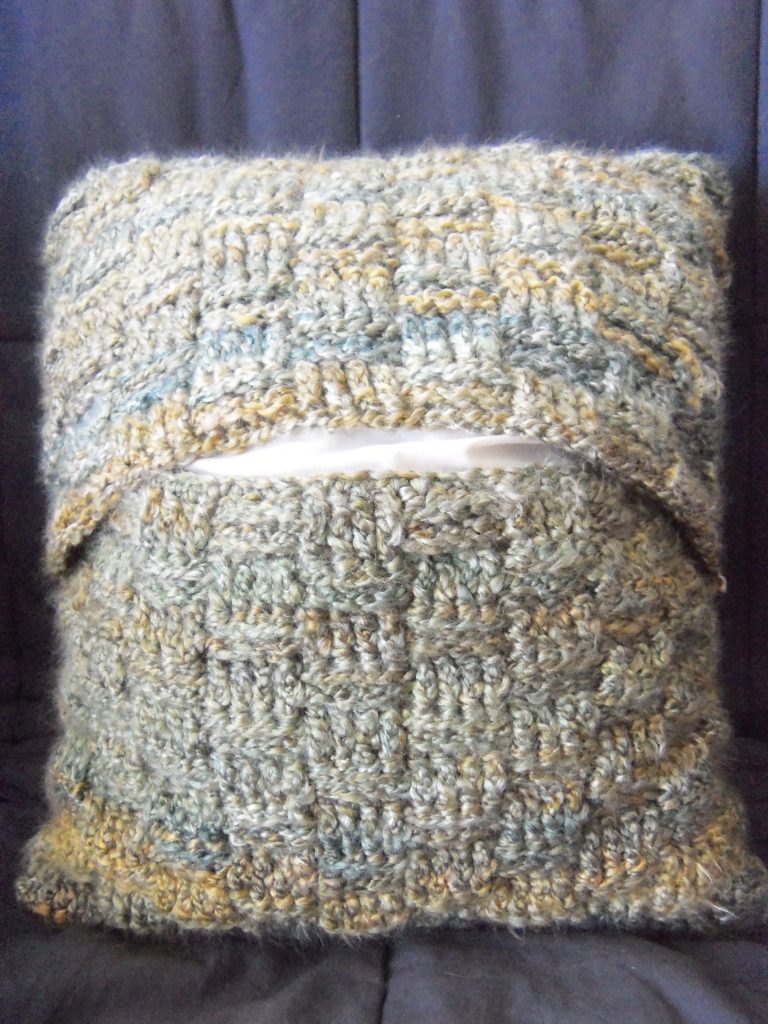 27 Easy Crochet Pillow Patterns - Guide Patterns