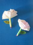 13 DIY Coffee Filter Roses with Instructions - Guide Patterns