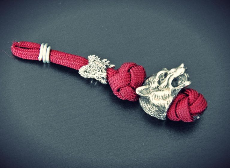 17 DIY Paracord Lanyard Patterns | Guide Patterns