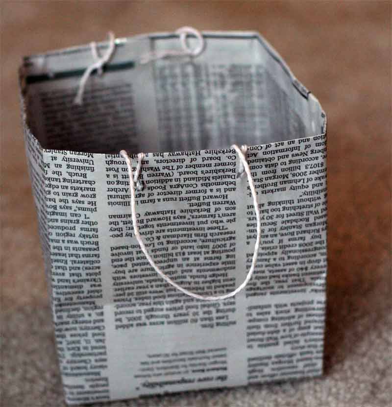 19 DIY Newspaper Bags Guide Patterns