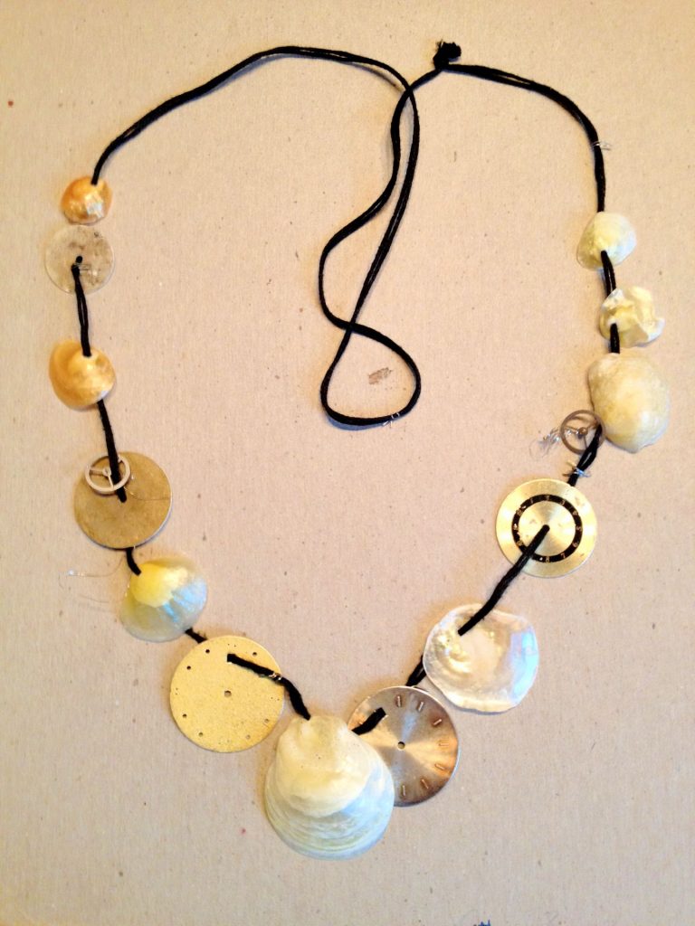 34+ Cool Ways to Make Shell Necklaces - Guide Patterns