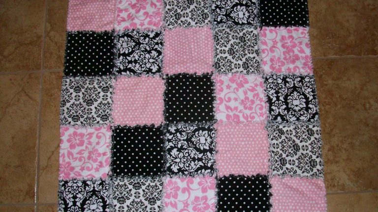 How to Make Rag Quilts: 32+ Tutorials with Instructions for the ...