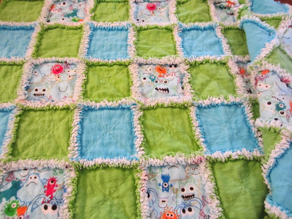 How to Make Rag Quilts: 32+ Tutorials with Instructions for the ...