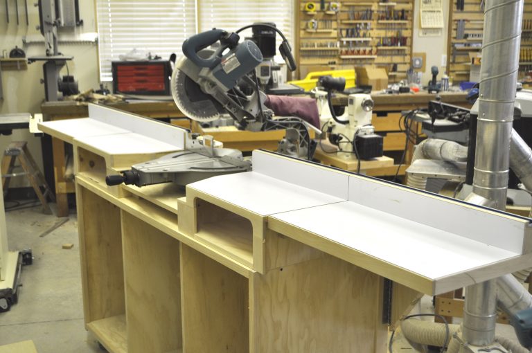 22 DIY Miter Saw Table Plans - Guide Patterns
