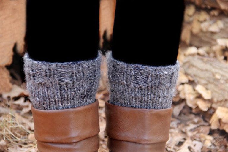 27 Free Patterns for Knit Boot Cuffs - Guide Patterns