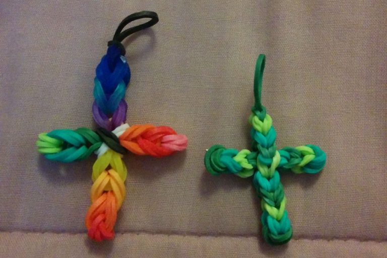 49 Tutorials to Make Rainbow Loom Charms | Guide Patterns