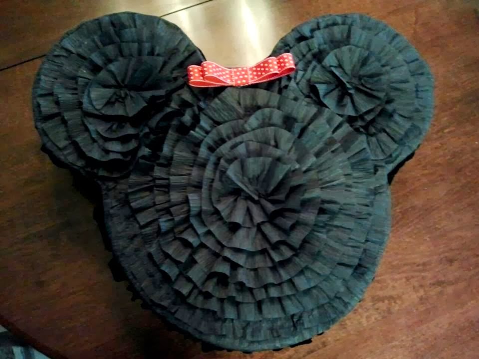 11 Tutorials for Making a Minnie Mouse Piñata - Guide Patterns