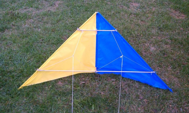 24+ Unique DIYs to Make a Kite - Guide Patterns
