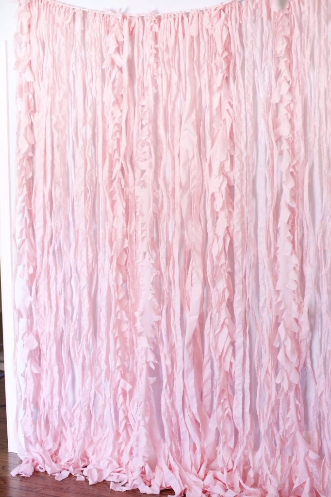 29+ DIYs to Make a Photo Backdrop - Guide Patterns