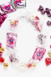 20+ Ways to Make Candy Leis - Guide Patterns