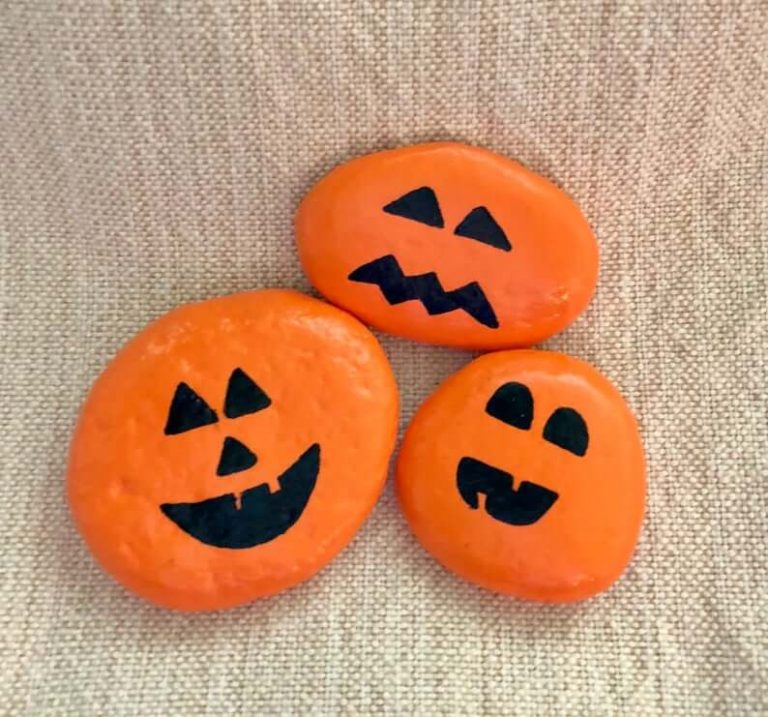 10+ Halloween Painted Rocks - Guide Patterns