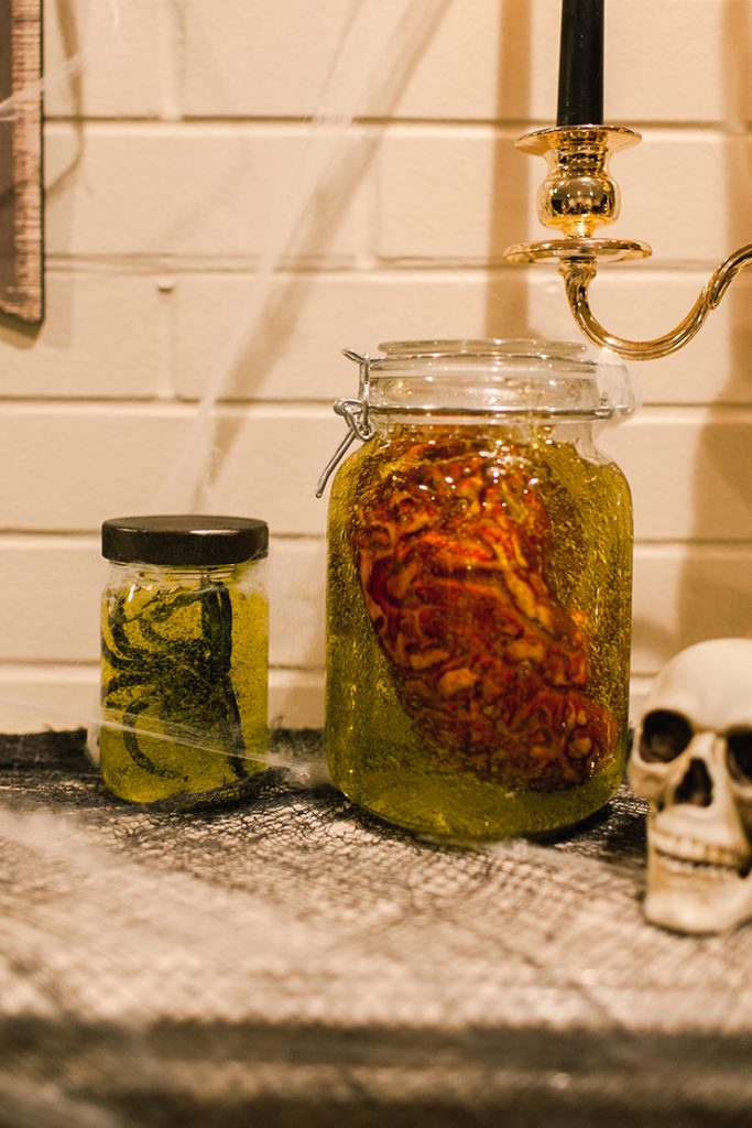 47+ DIYs to Make Scary Halloween Props | Guide Patterns