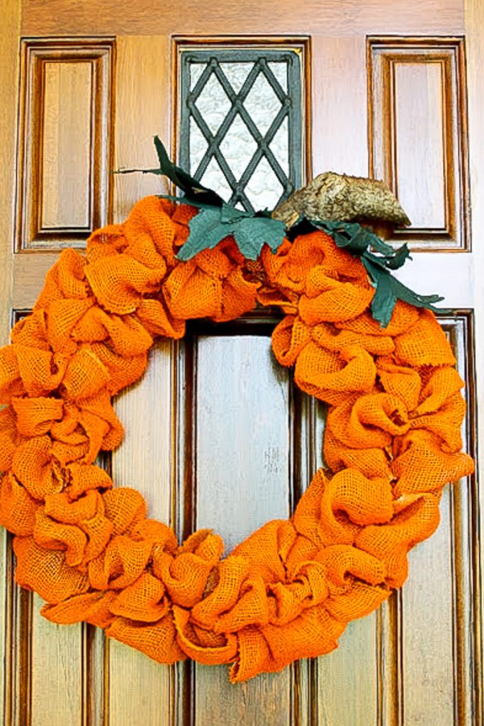 24 Pumpkin Wreath Tutorials - Guide Patterns